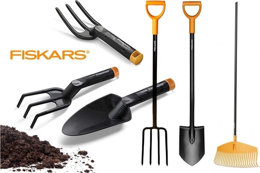Обзор FISKARS SOLID 1026686 116 см. Штыковая лопата с надежной стальной конструкцией